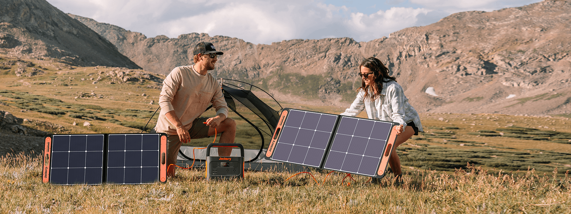 Jackery Solar Generator 2000 Pro