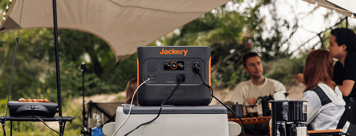Jackery Solar Generator 2000 Pro
